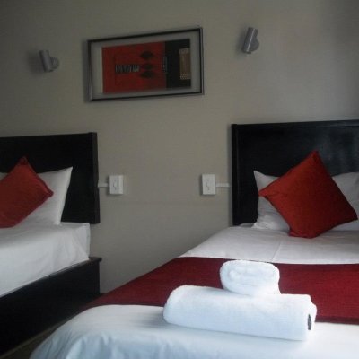 Alcazaba Lodge | Guest Accommodation