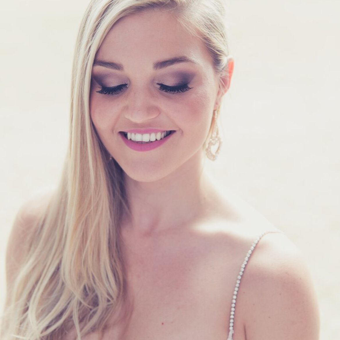 Yoane Human (YW289) | 2017 Bride of the Year Competition